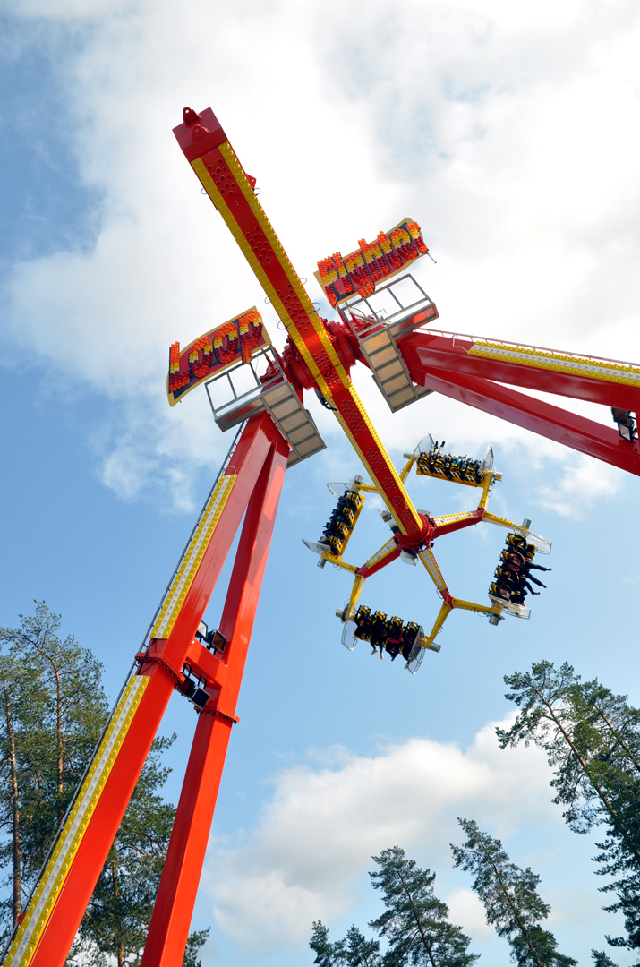 LOOP FIGHTER - Technical Park - Amusement Rides and amusement rides for ...